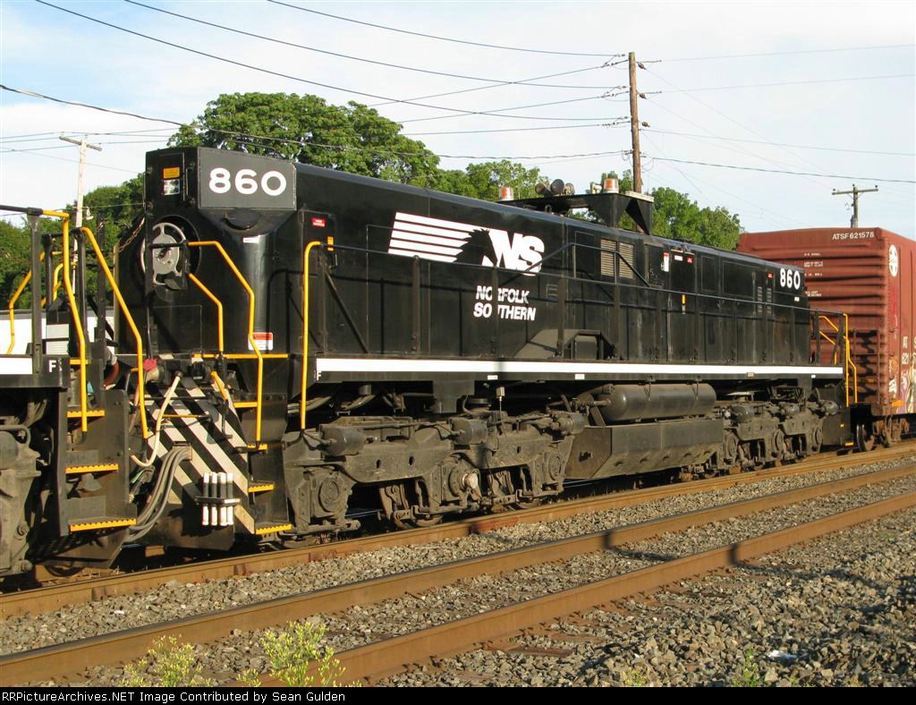 NS 860